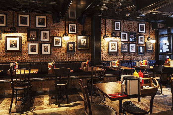 Red Dog Saloon Soho Review - Hanako's Food Stories